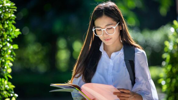What Classes Are Required in College? A Complete Guide